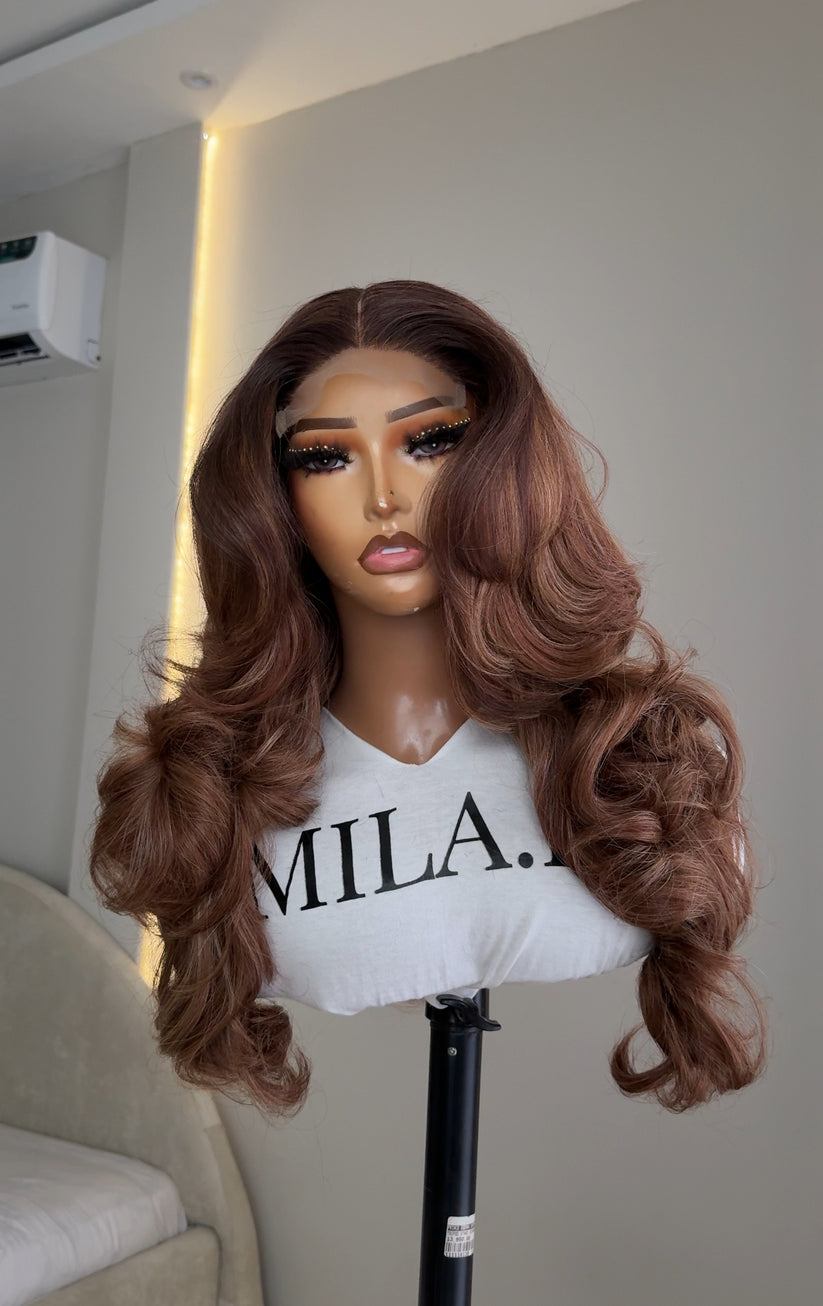 HONEY BLONDE PRINCESS WAVY – mila.ng