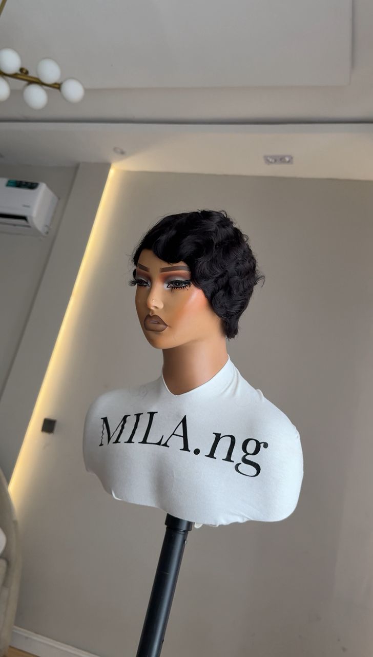 Wig Tee – mila.ng